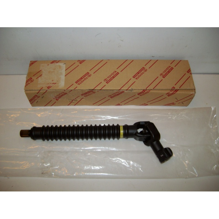4520335310 Вал рульової колонки Toyota 4520335310